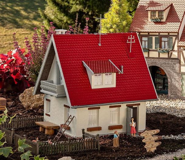 LGB Model Trains, LGB Locomotives, Garden Train Sets, G Scale Model ...