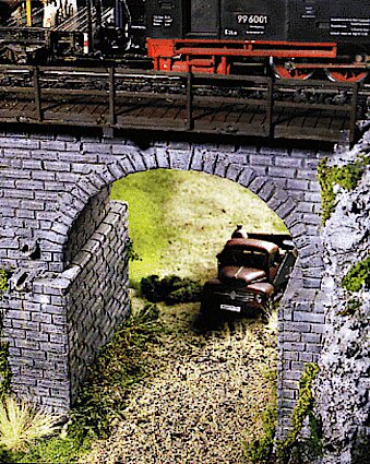 LGB Model Trains, LGB Locomotives, Garden Train Sets, G Scale Model ...